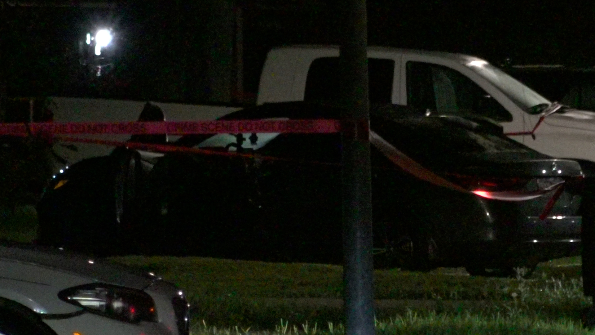 Suspect fatally shot by officers in southeast Houston - Houston Stringer