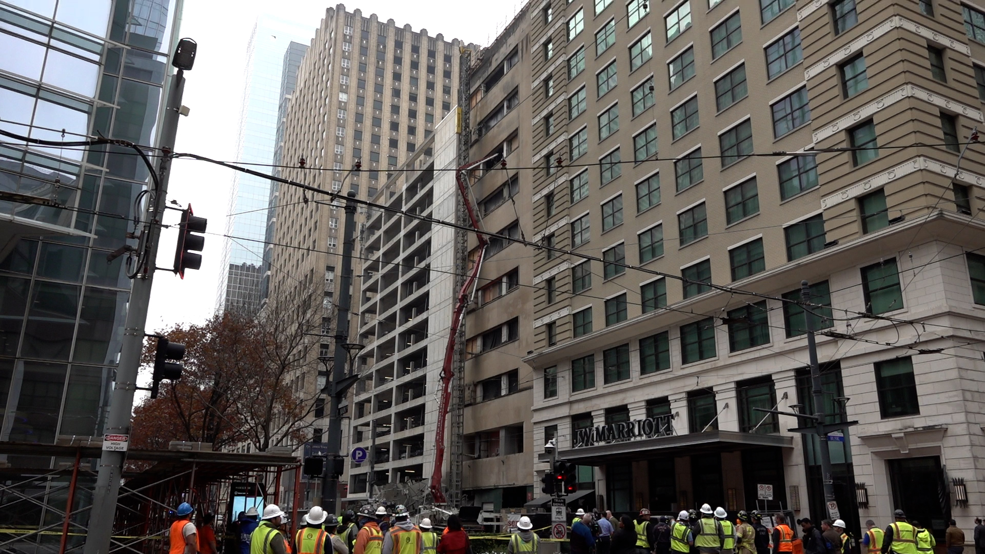 One injured in downtown Houston construction collapse - Houston Stringer