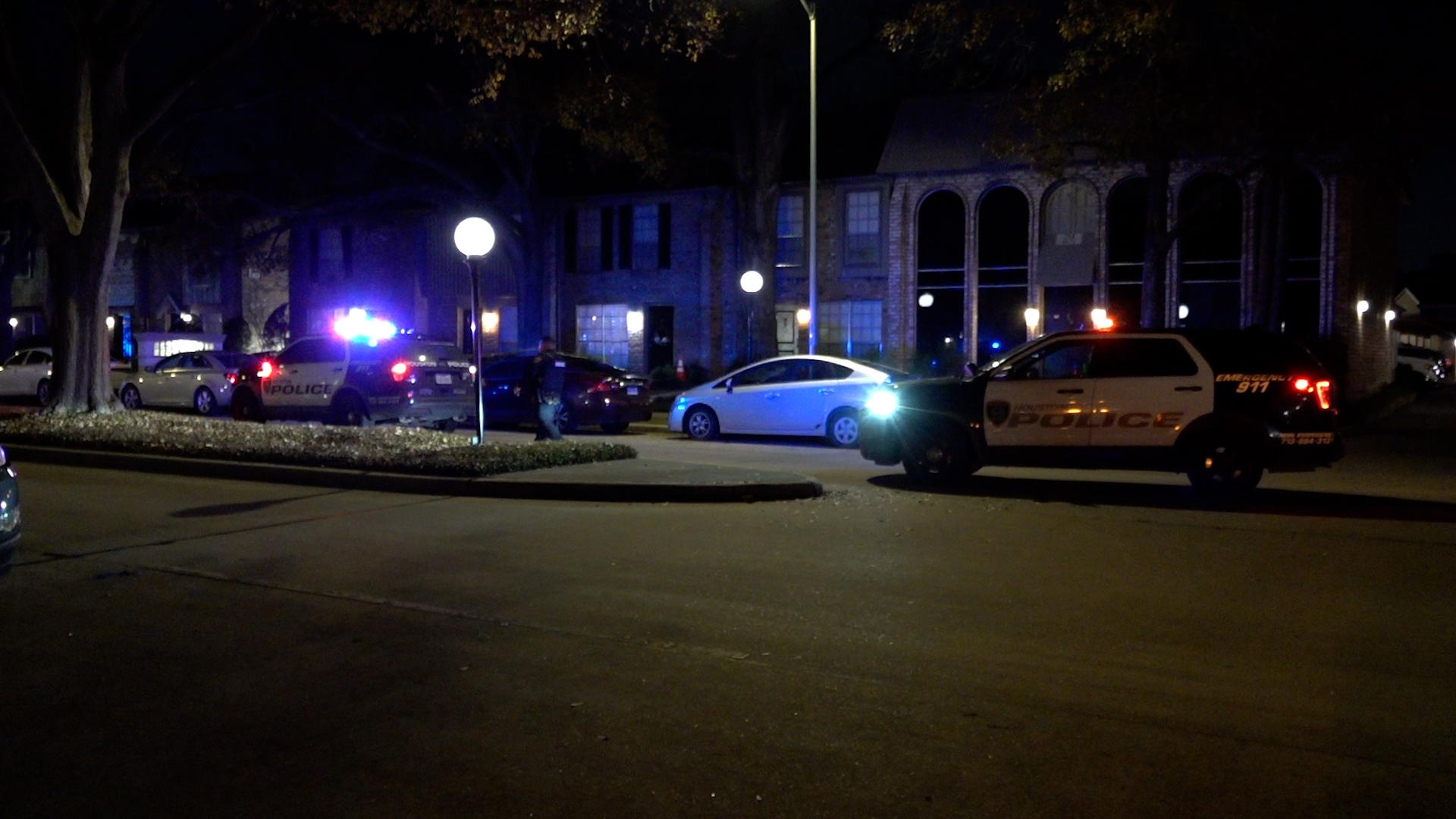 Man hospitalized after shooting on International Blvd in Houston ...