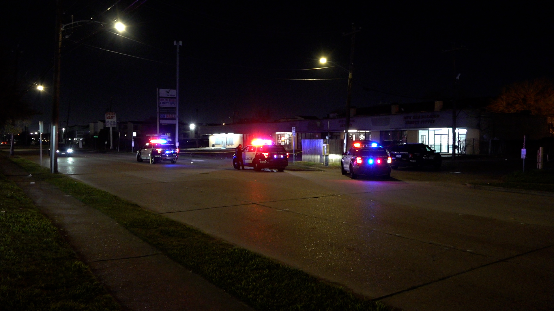 Homicide detectives investigating after man assaulted near South Main ...