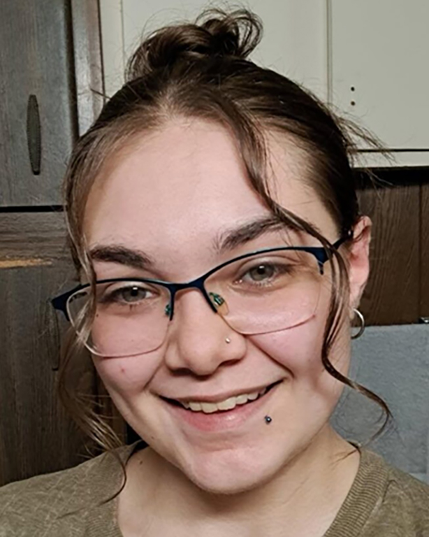 Endangered missing child alert issued for 17-year-old Isabella Phillips ...