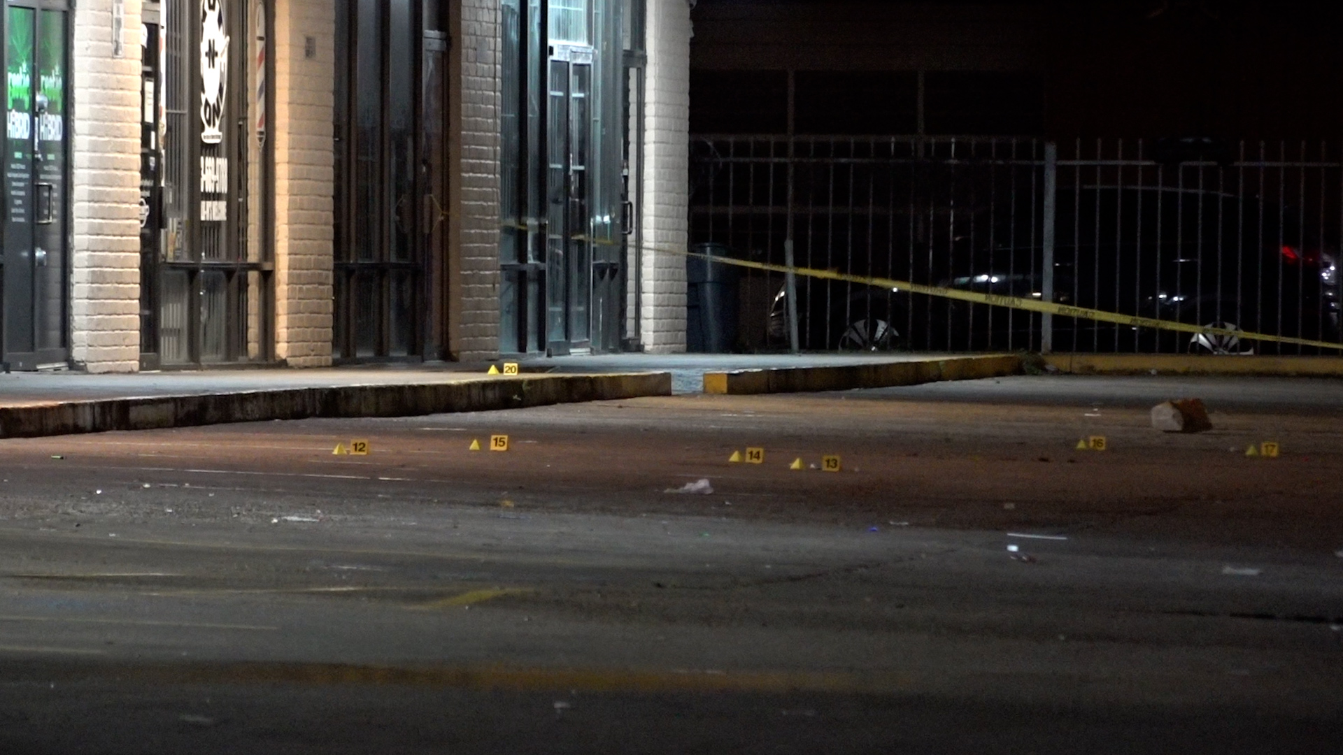 Woman found shot to death near strip mall - Houston Stringer