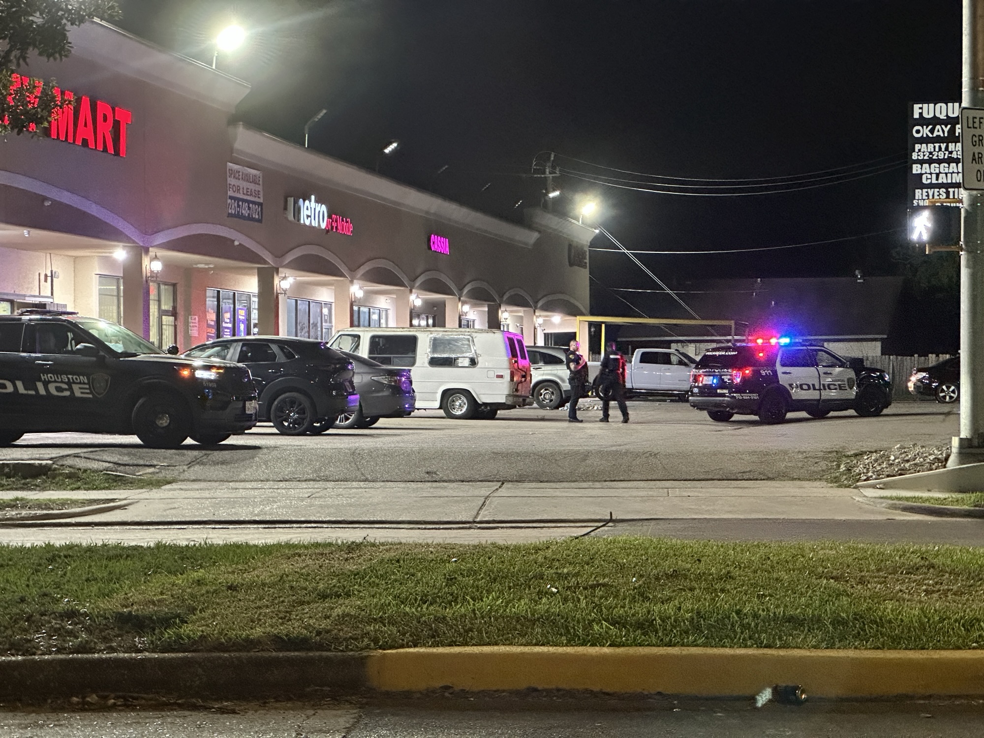 Michael Simmons identified as victim in deadly parking lot shooting ...