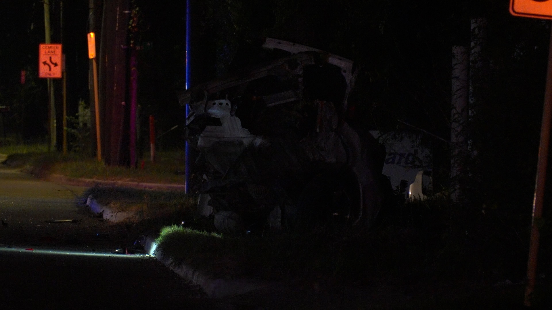 Driver killed after crashing Dodge Challenger into utility pole in ...
