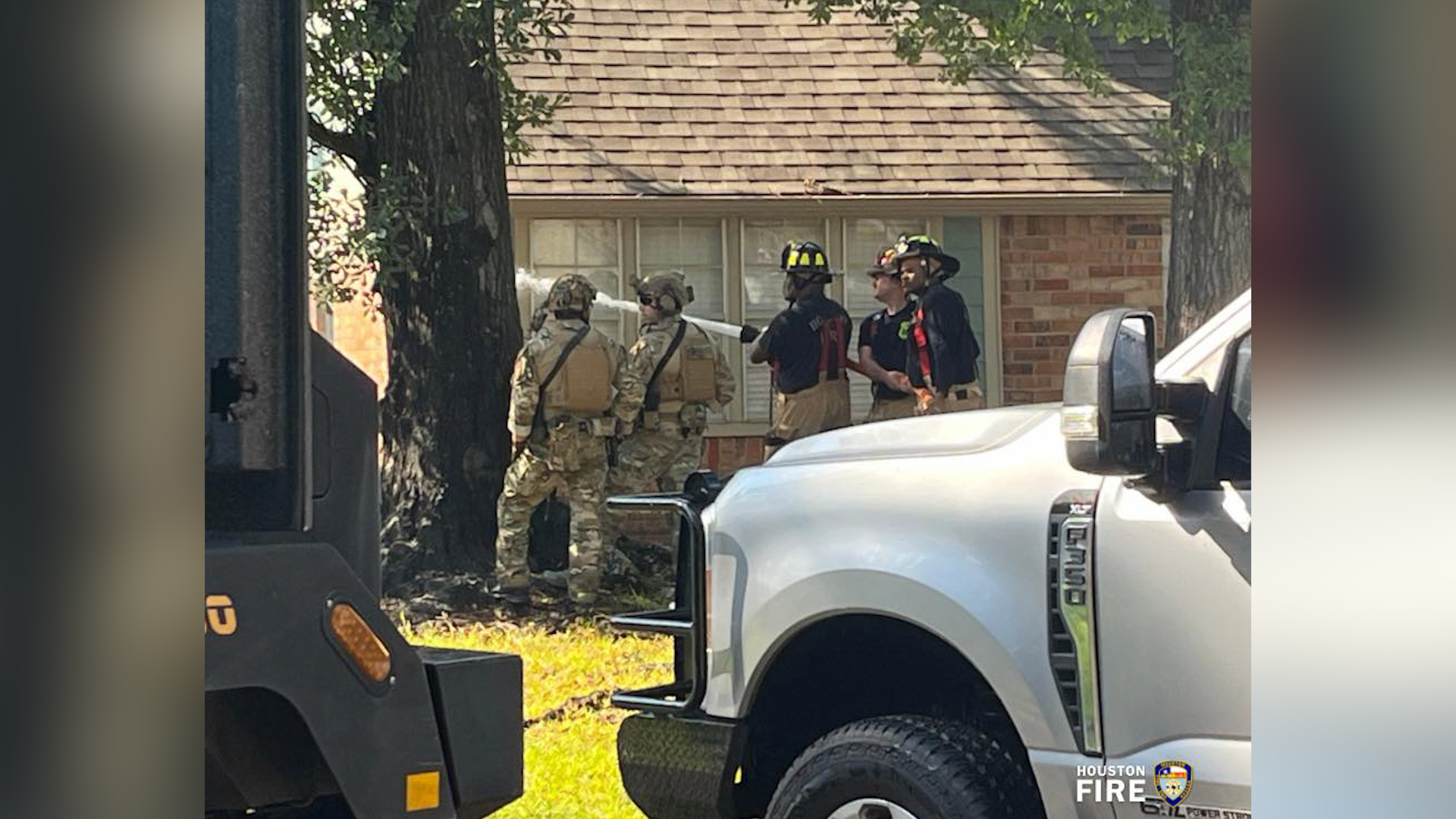 Deceased person, rifle found after Kingwood standoff and house fire ...