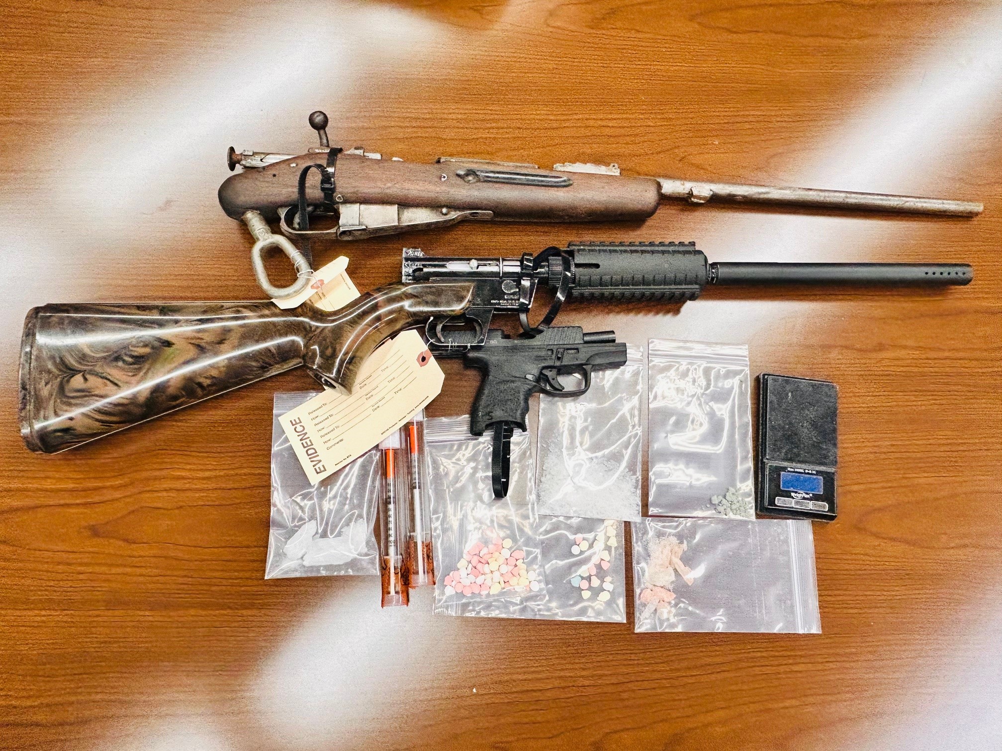 Two arrested after narcotics search warrant in southeast Harris County ...