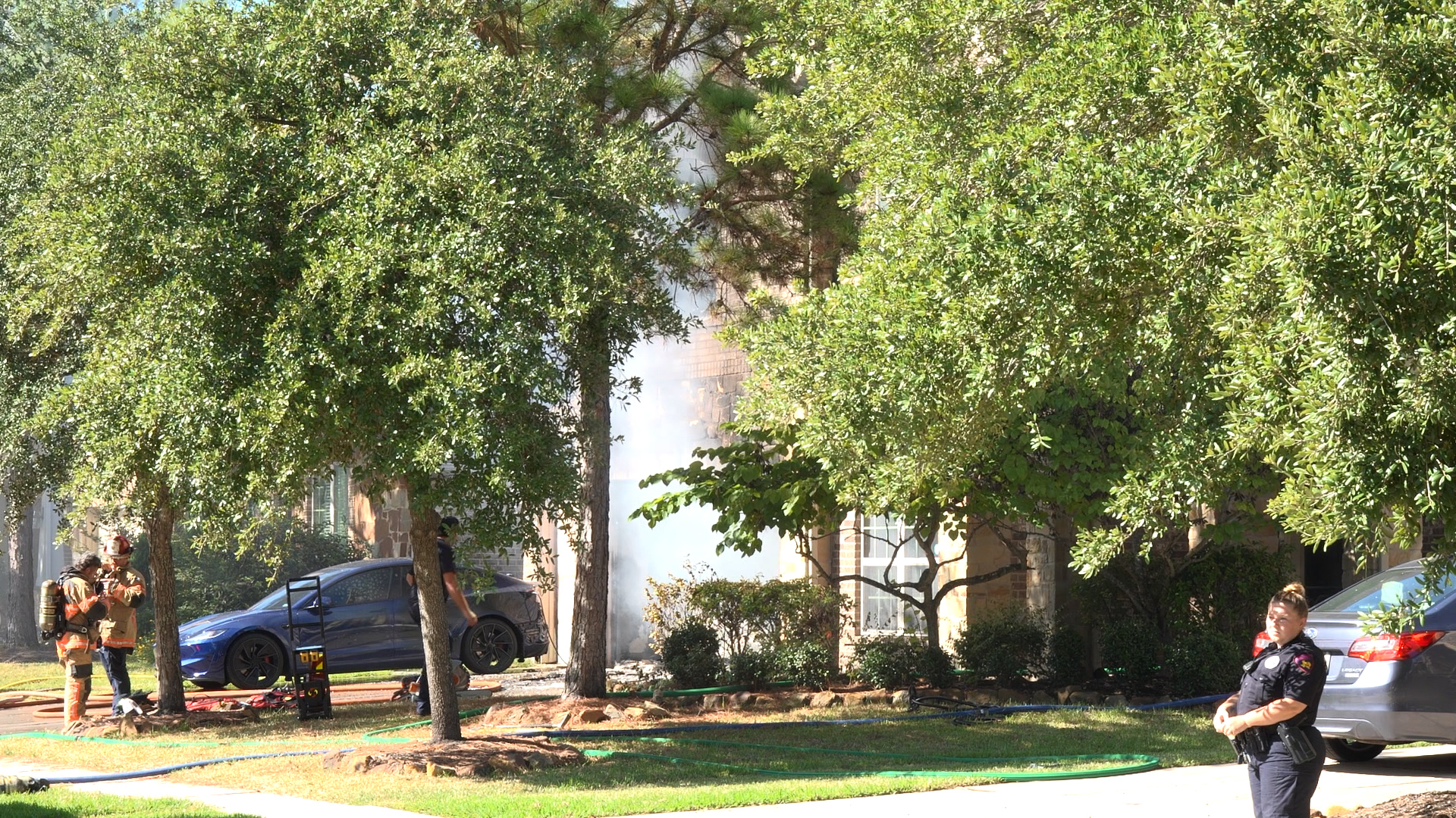 Garage fire breaks out on Arnette Park Lane in Atascocita - Houston ...