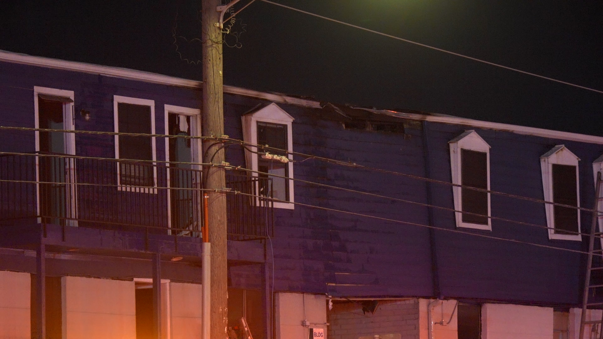 Fire damages building at La Serena Apartments on Wirt Road - Houston ...