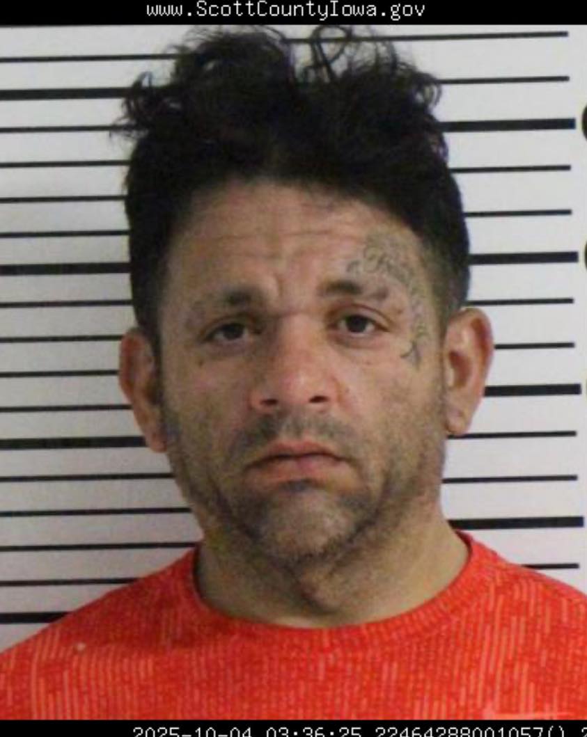 Suspect arrested in Moline bank robbery, facing extradition from Iowa ...